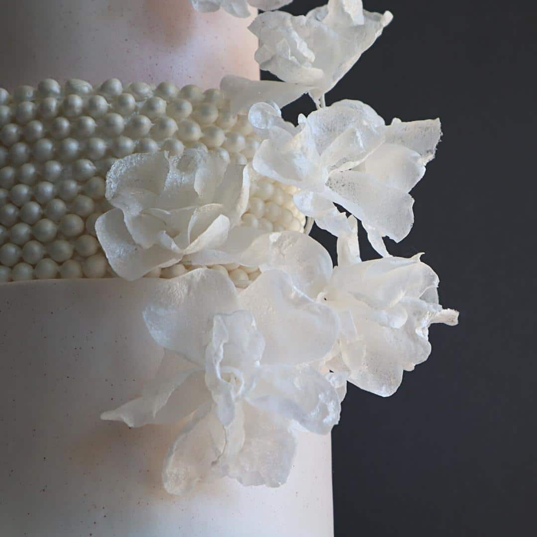 How to Book More Wedding Cakes
